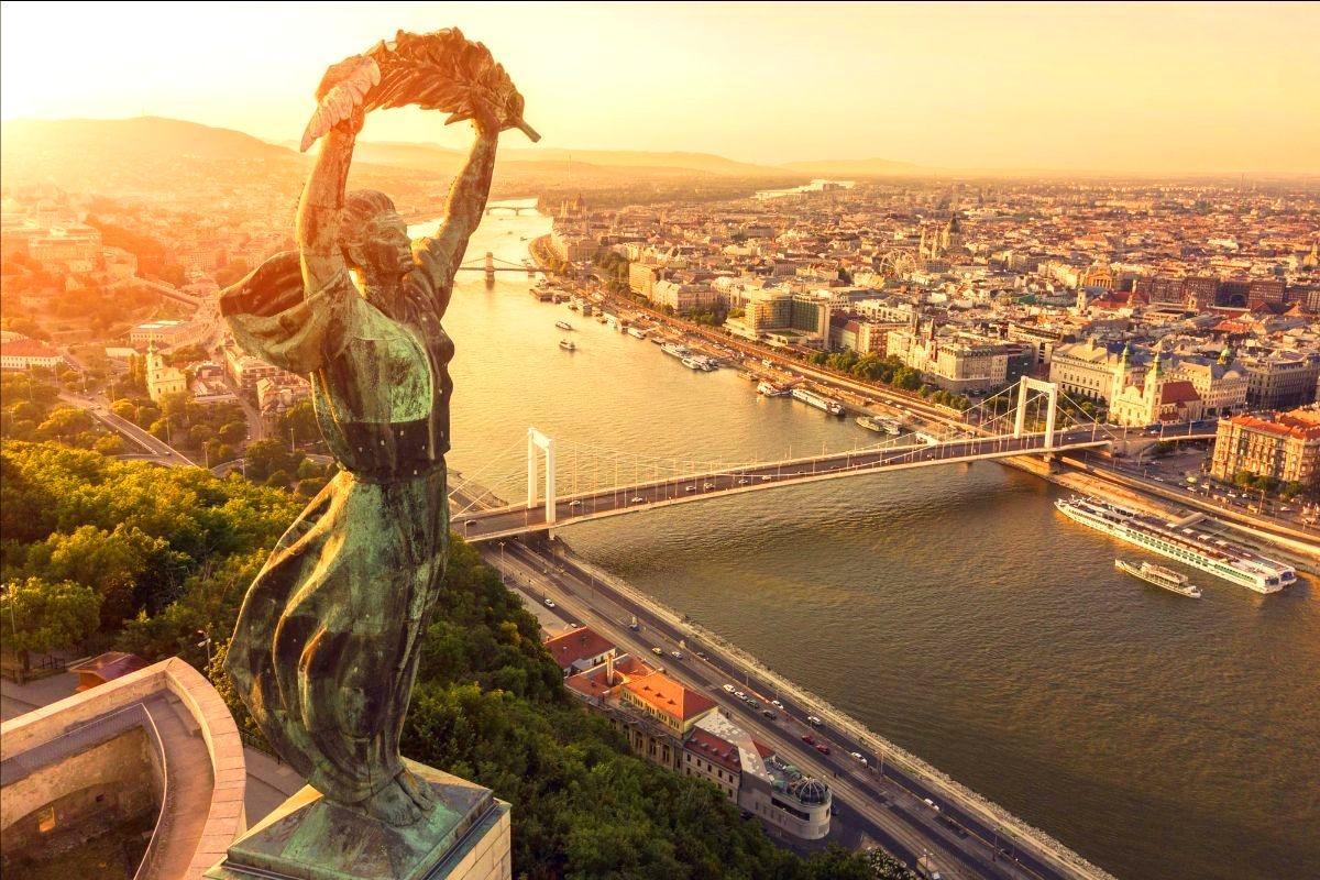 9-DAY HUNGARY - Craftours